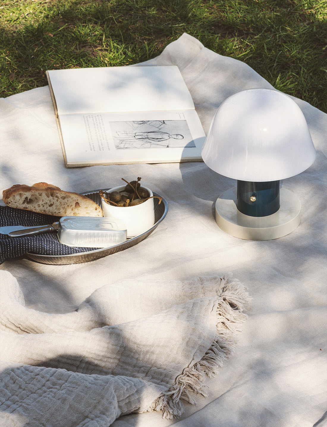 &Tradition Setago JH27 Portable Lamp